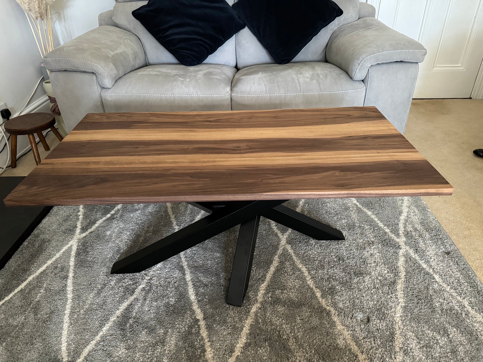 Solid Walnut Coffee Table – LUXEHOUSE Decor